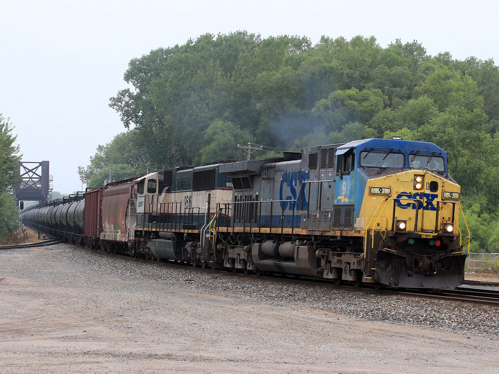 CSX 9